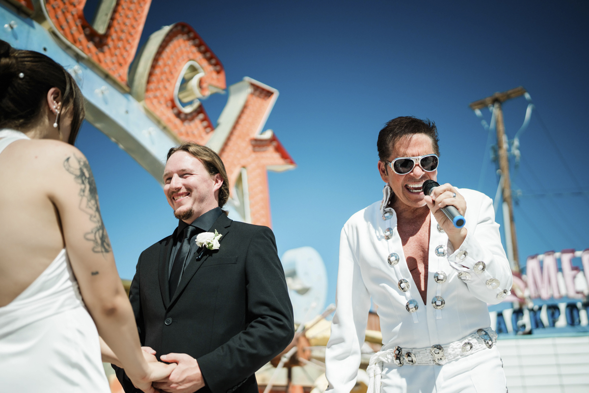 How to Choose the Best Wedding Package in Vegas | Gather After